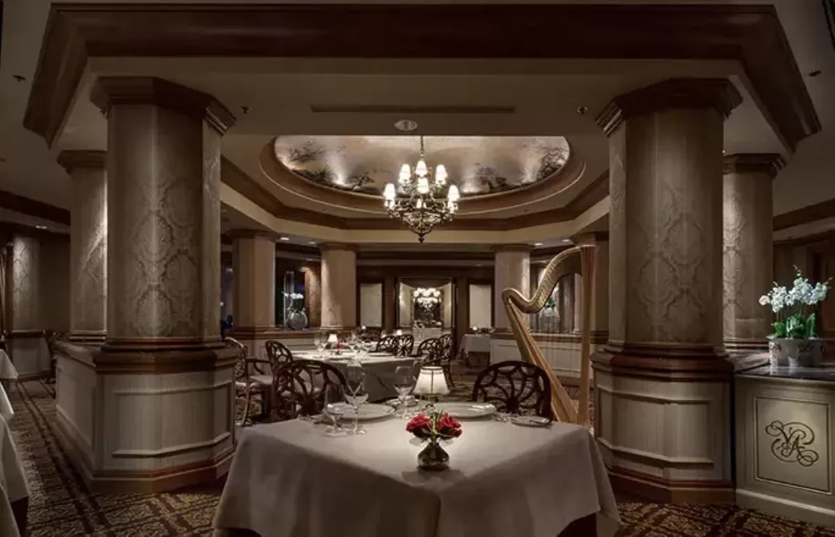 Disney World fine dining restaurant Victoria & Albert's reopens with ...