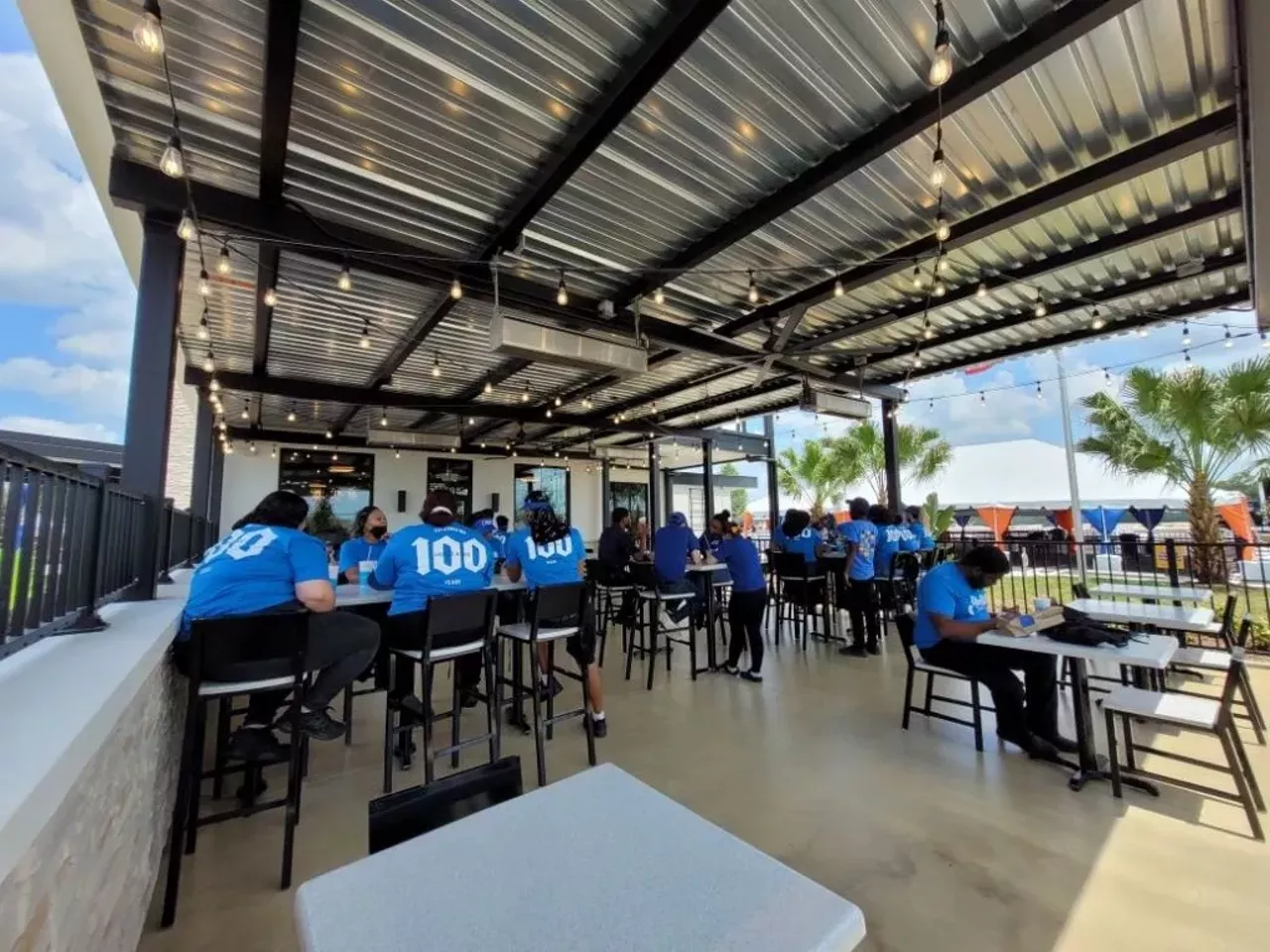 Look inside the world's largest White Castle before its grand opening ...