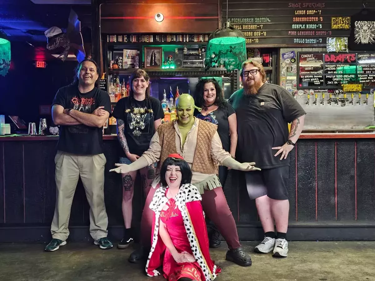 Orlando burlesque host Cherry Bonbon gives Shrek a naughty twist ...
