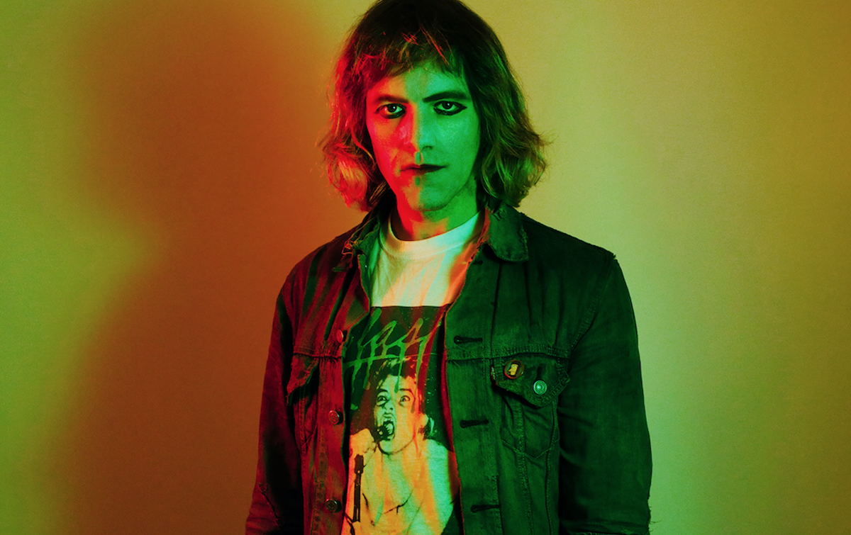 Scott Yoder brings a healthy dose of glitter and glam to the DIY rock ...