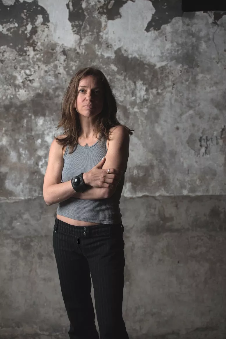 Ani DiFranco expertly combines the personal and political at the Plaza ...
