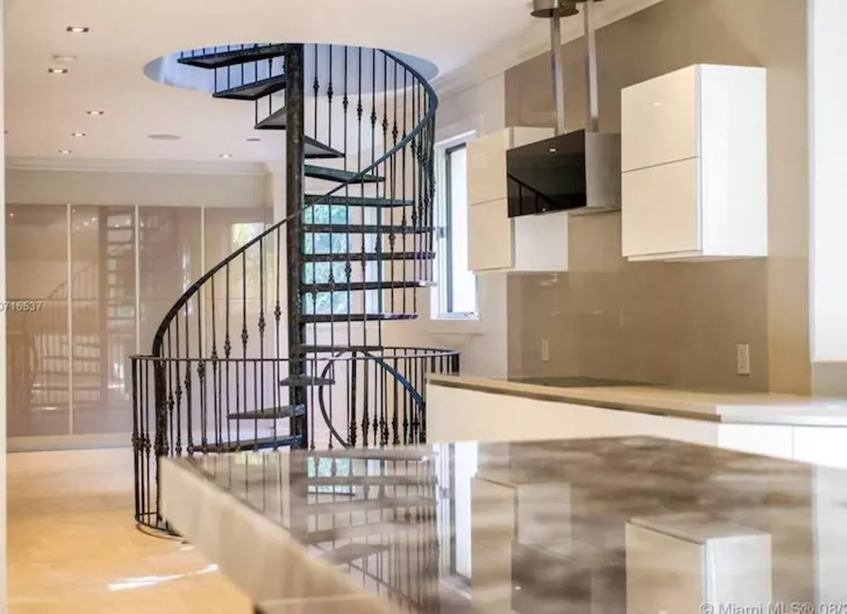 Cash Money rapper Birdman finally unloaded his massive Florida mansion ...